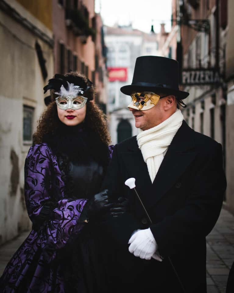 Discovering Italian Social Life: 10 Cultural Secrets