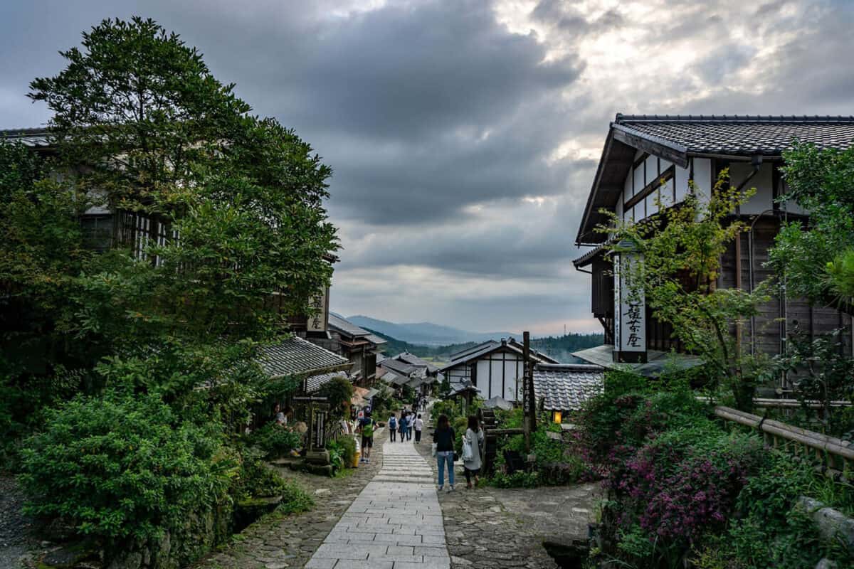 Happiness In Japanese Culture And 9 Joyful Practices