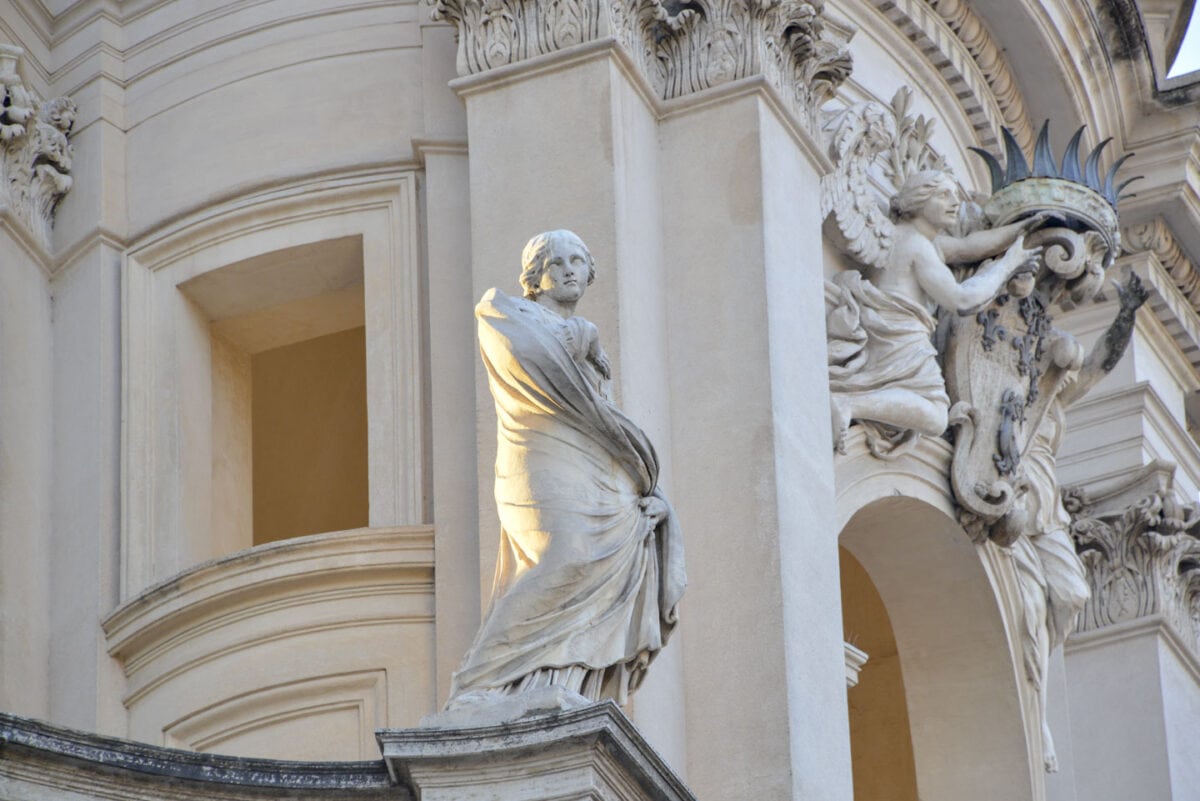 Sant’Agnese In Agone: In-Depth Look With Photos And Videos