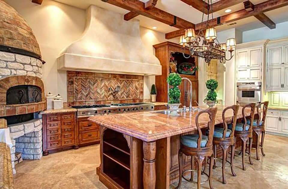 Italian Kitchen Design: Unveiling 13 Iconic Insights
