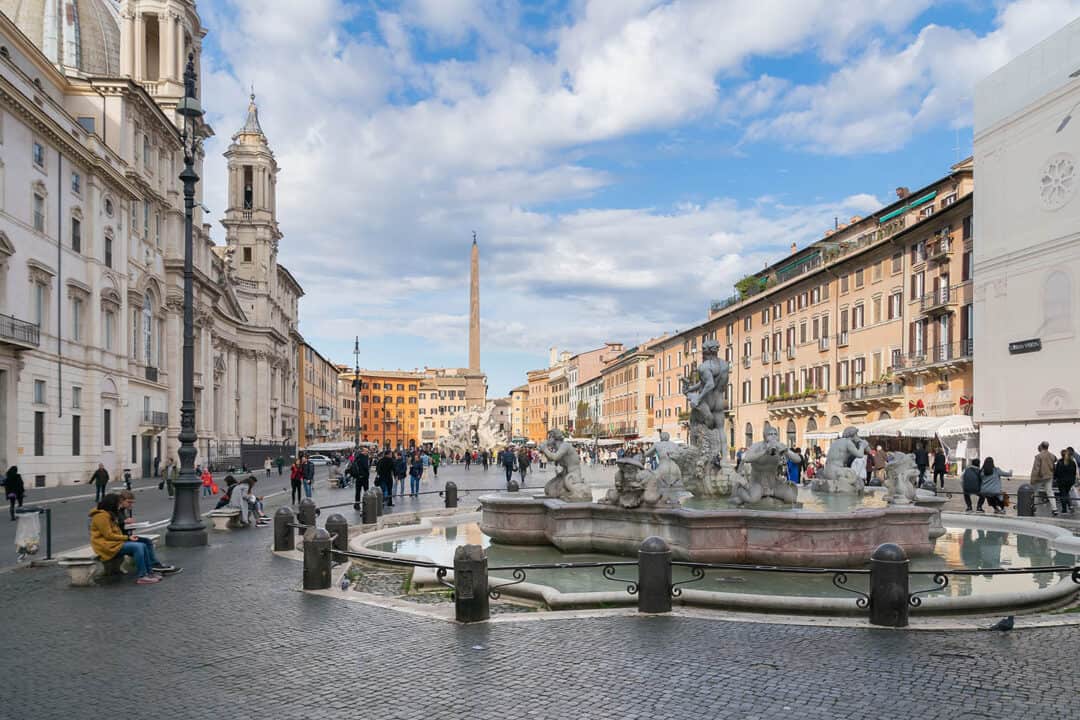 Streets Of Rome: 18 Historic Arteries Of The Eternal City