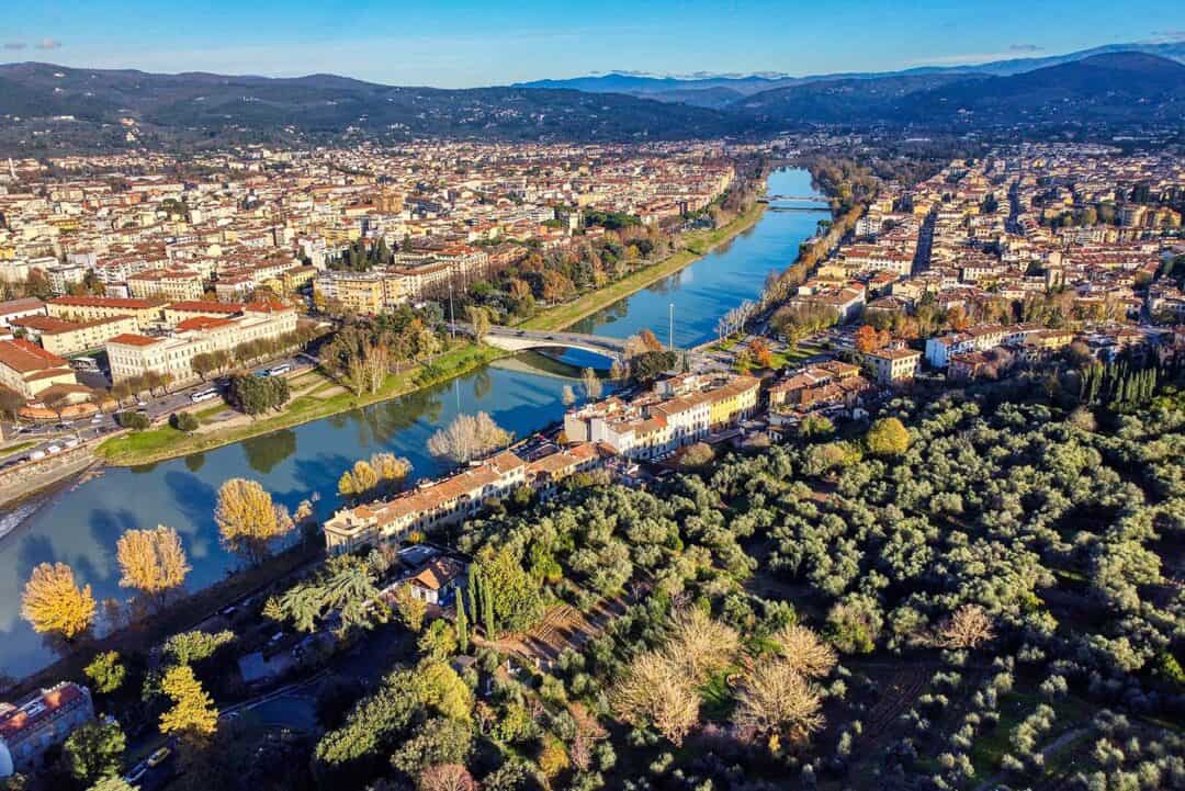 Florence’s Bridges: 7 Architectural Treasures