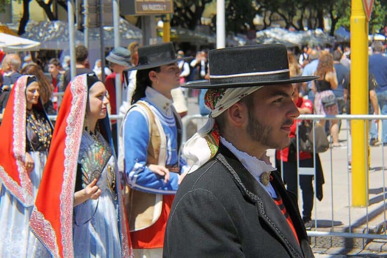 Traditional Portuguese Clothing: 7 Insights Into Portugal’s Cultural Attire
