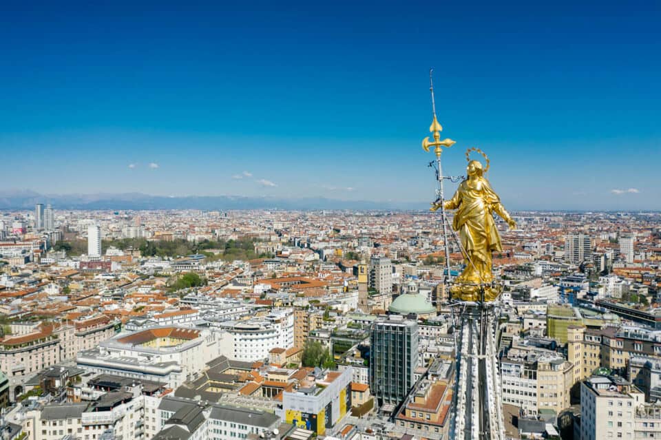 Famous Buildings In Milan: 3 Expert Guides