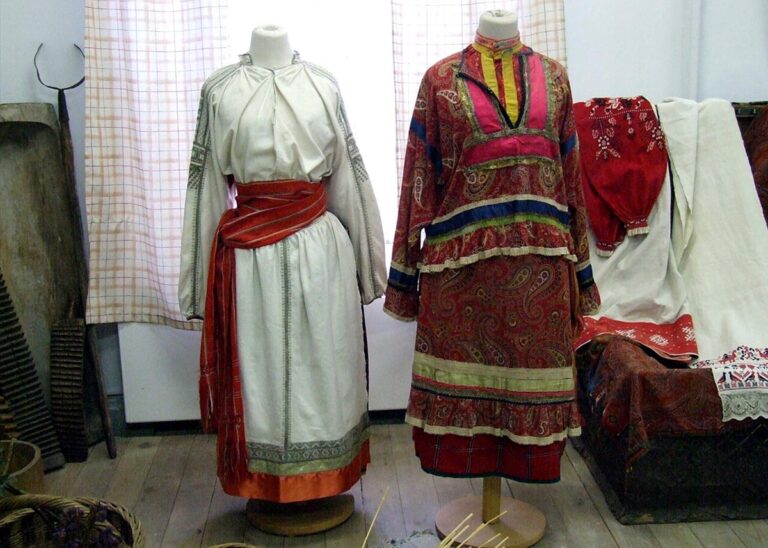 Traditional Russian Clothing