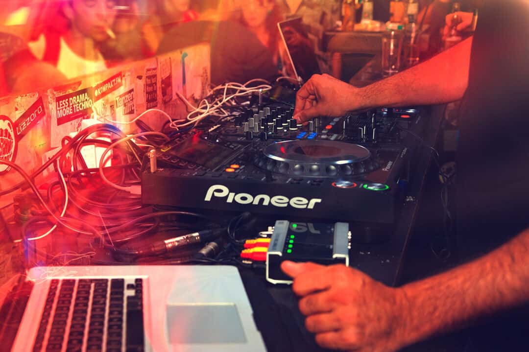 Spanish Music History And Videos : From Flamenco To Pop Music
