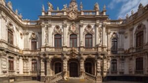 Baroque House: 17th Century Ornate Architecture Guides