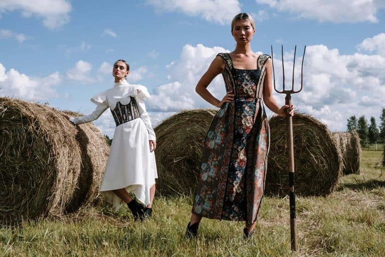 Traditional British Clothing: 5 Insights On Roots And Traditions