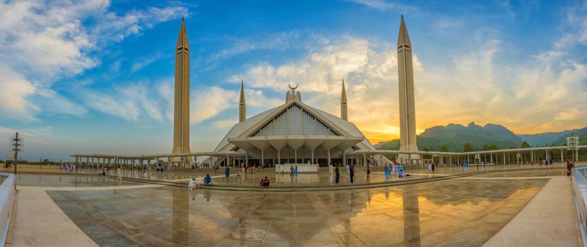 Pakistani Culture: 9 Unique Traditions And Lifestyles