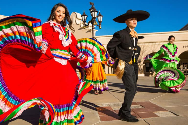 Mexican Culture And Its 9 Unique Traditions And Lifestyles