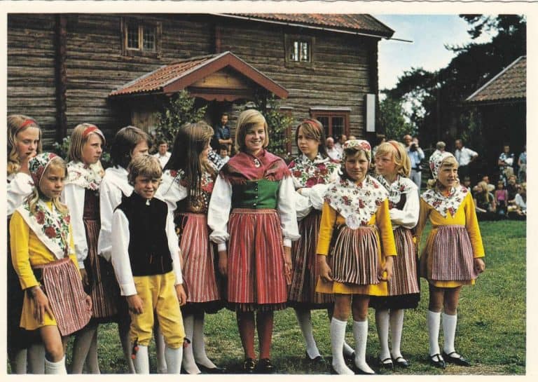 Traditional Swedish Clothing: 5 Insights On Roots And Culture