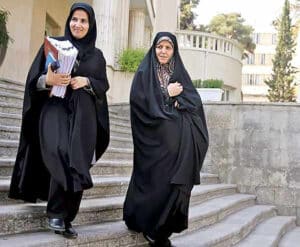 Traditional Iranian Clothing: 5 Insights On Persian Roots And Culture