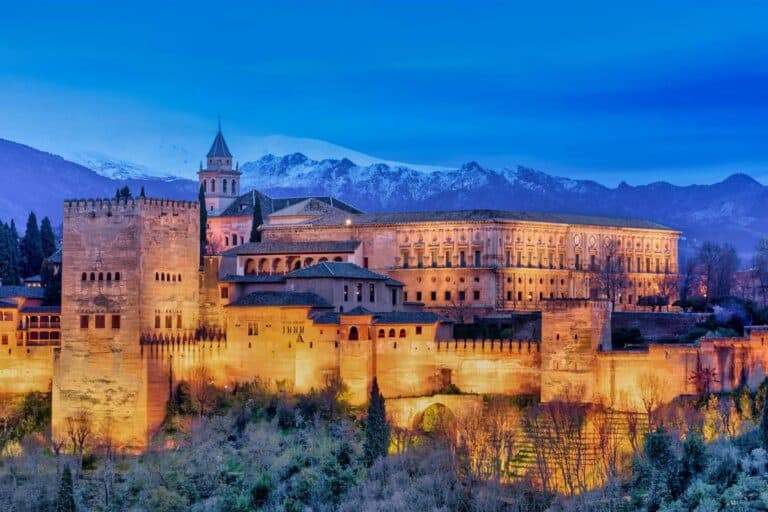 Exploring Spanish Architecture: Unveiling 5 Cultural Gems