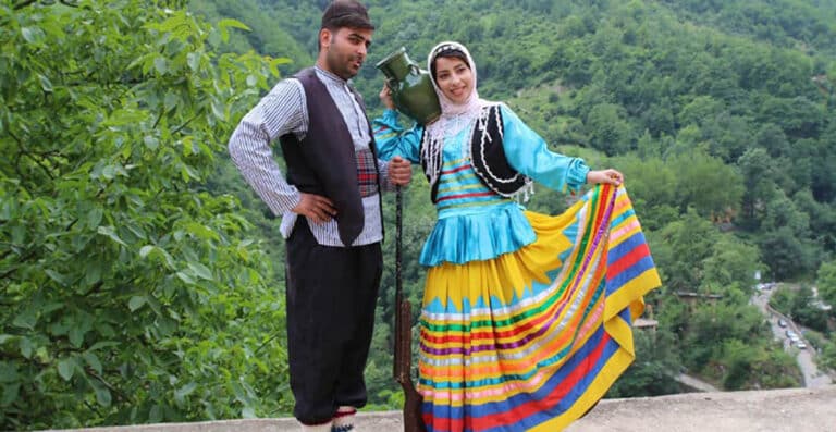 Traditional Iranian Clothing: 5 Insights On Persian Roots And Culture
