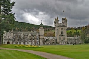 Famous Buildings In Scotland: 11 Fascinating Landmarks