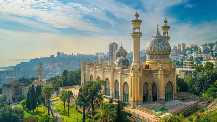 Discover Algerian Culture: Tradition, Art, And History