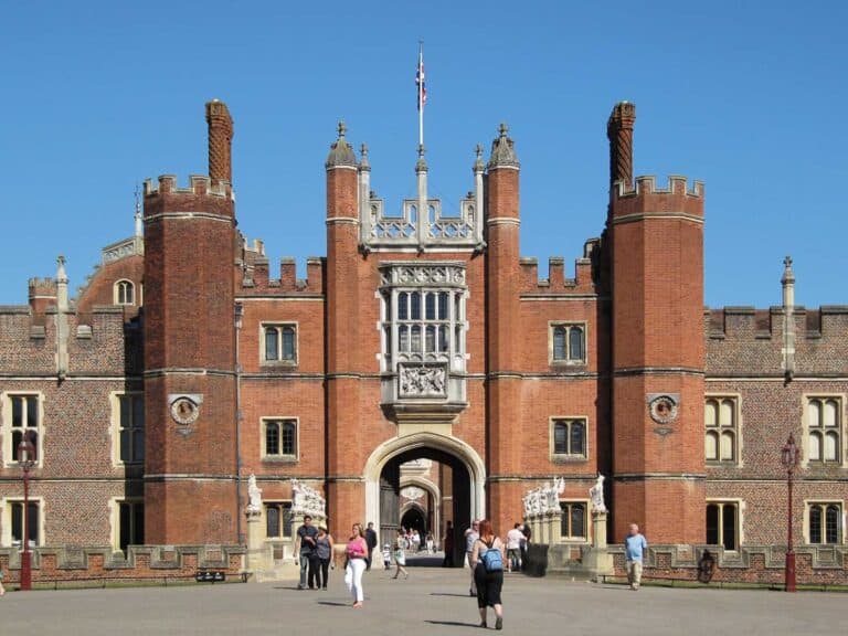 Famous Buildings In The UK: 12 Iconic Landmarks