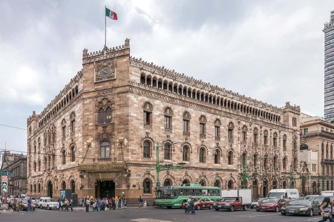 Famous Buildings In Mexico: 11 Fascinating Landmarks