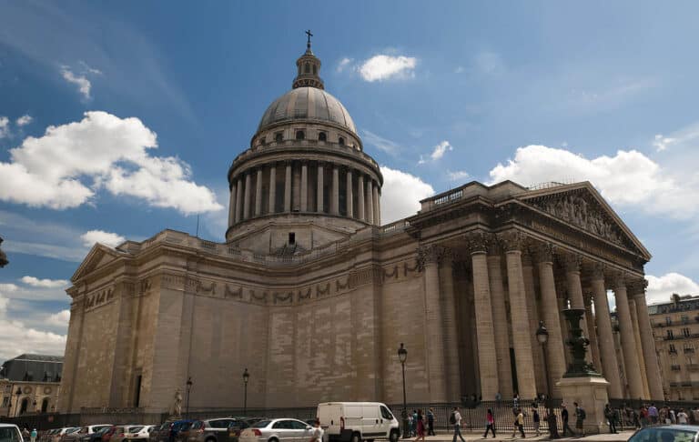 Famous Buildings In France: 11 Historic Landmarks