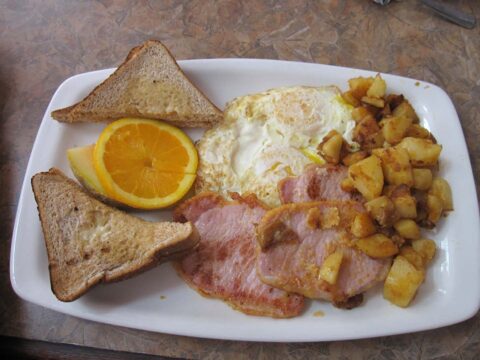 National Food Of Canada: Top 16 Dishes