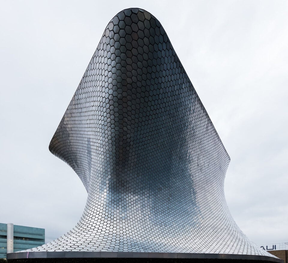 Famous Buildings In Mexico: 11 Fascinating Landmarks