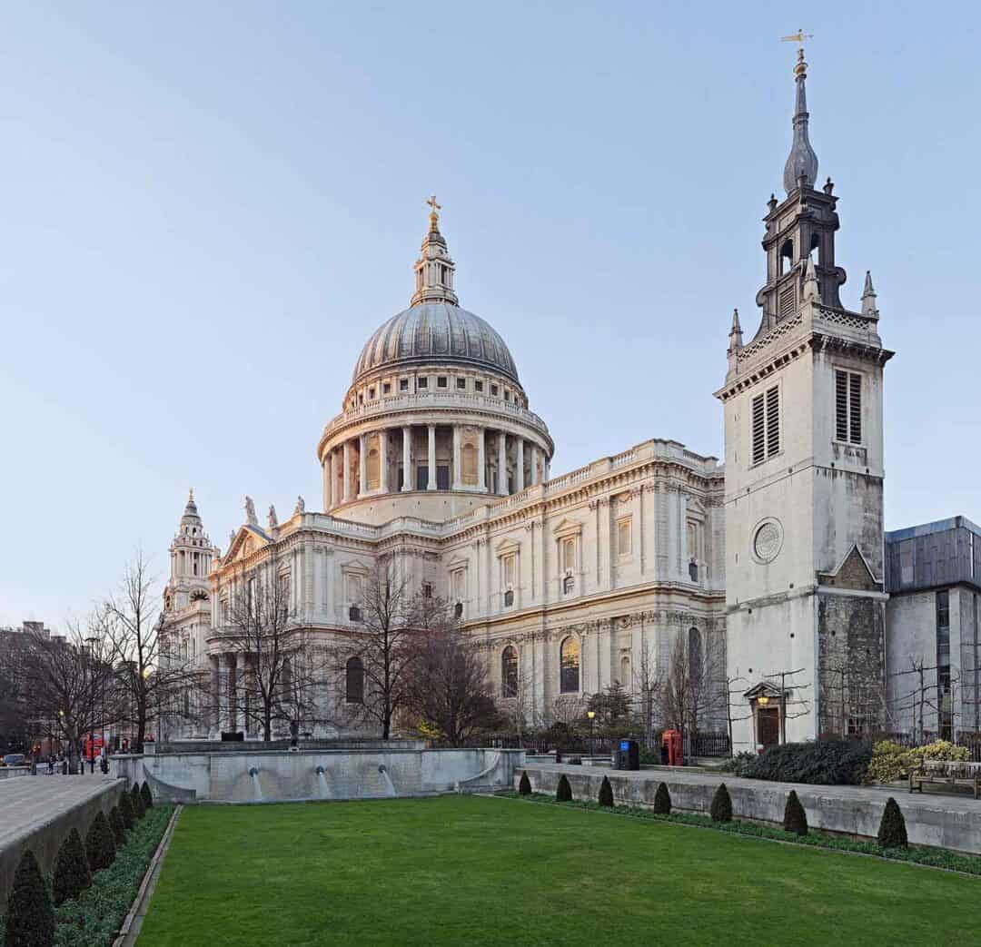 Famous Buildings In The UK: 12 Iconic Landmarks