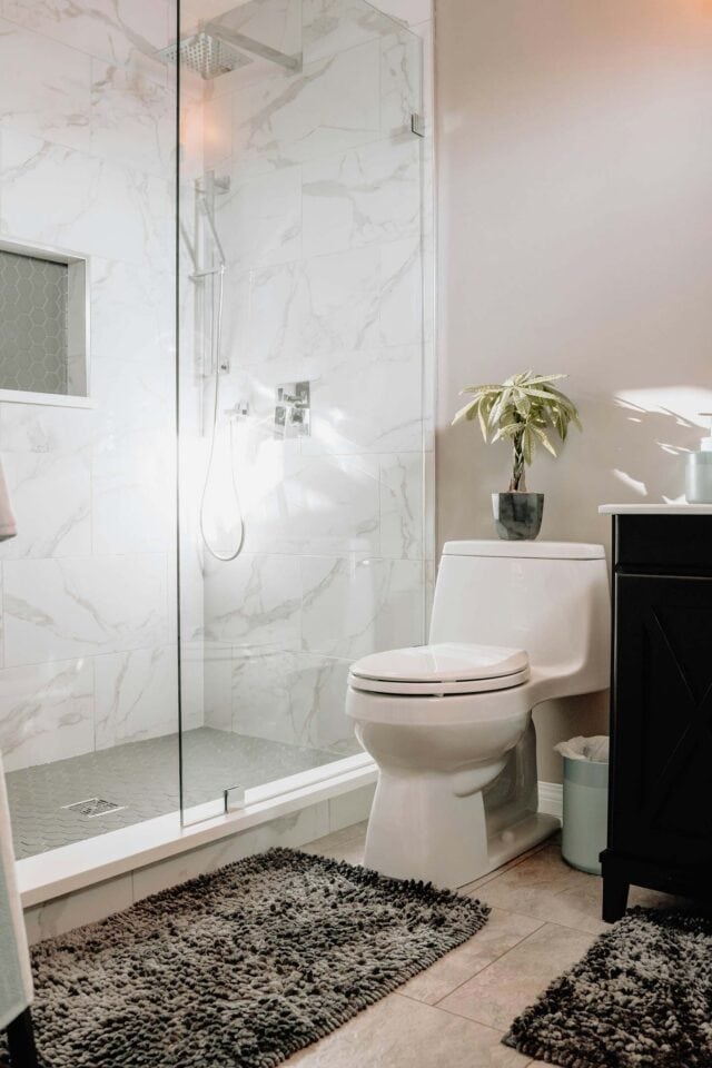 Small Italian Bathroom Design: 10 Components To Add