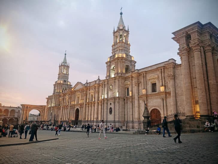 Famous Buildings In Peru: 10 Fascinating Landmarks