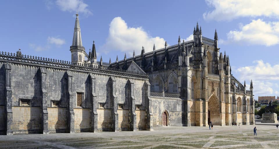Famous Buildings In Portugal: 11 Fascinating Landmarks