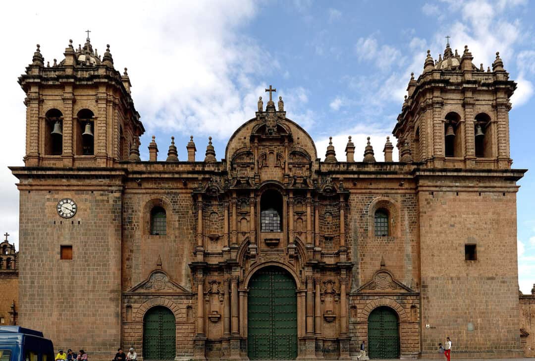 Famous Buildings In Peru: 10 Fascinating Landmarks
