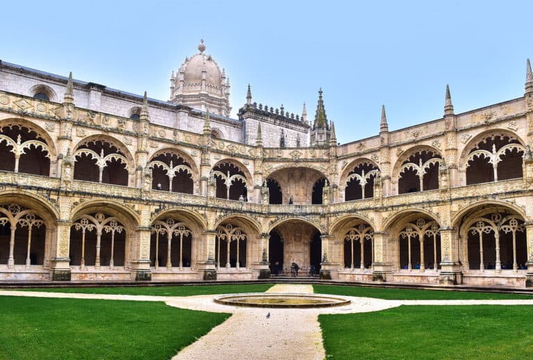 Famous Buildings In Portugal: 11 Fascinating Landmarks