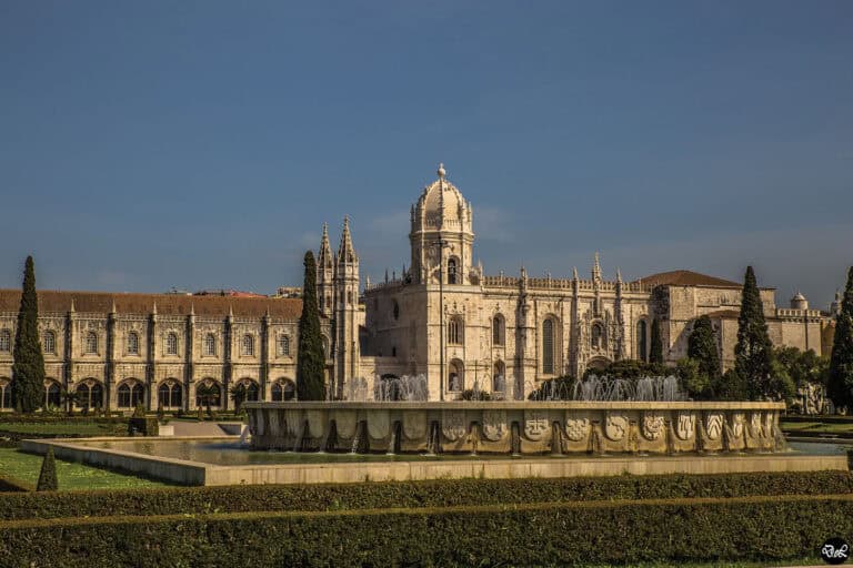 Famous Buildings In Portugal: 11 Fascinating Landmarks