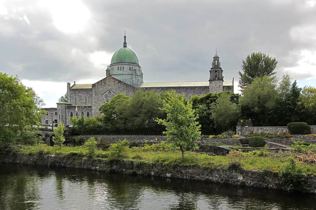 Famous Buildings In Ireland: 11 Fascinating Landmarks