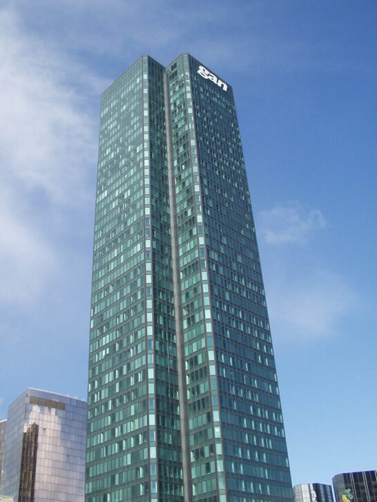 Tallest Buildings In France : Exploring 30 Most Iconic Buildings