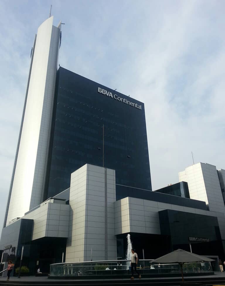 Tallest Buildings In Peru: Exploring 10 Most Iconic Structures