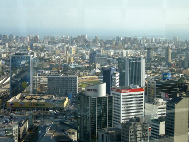 Tallest Buildings In Peru: Exploring 10 Most Iconic Structures