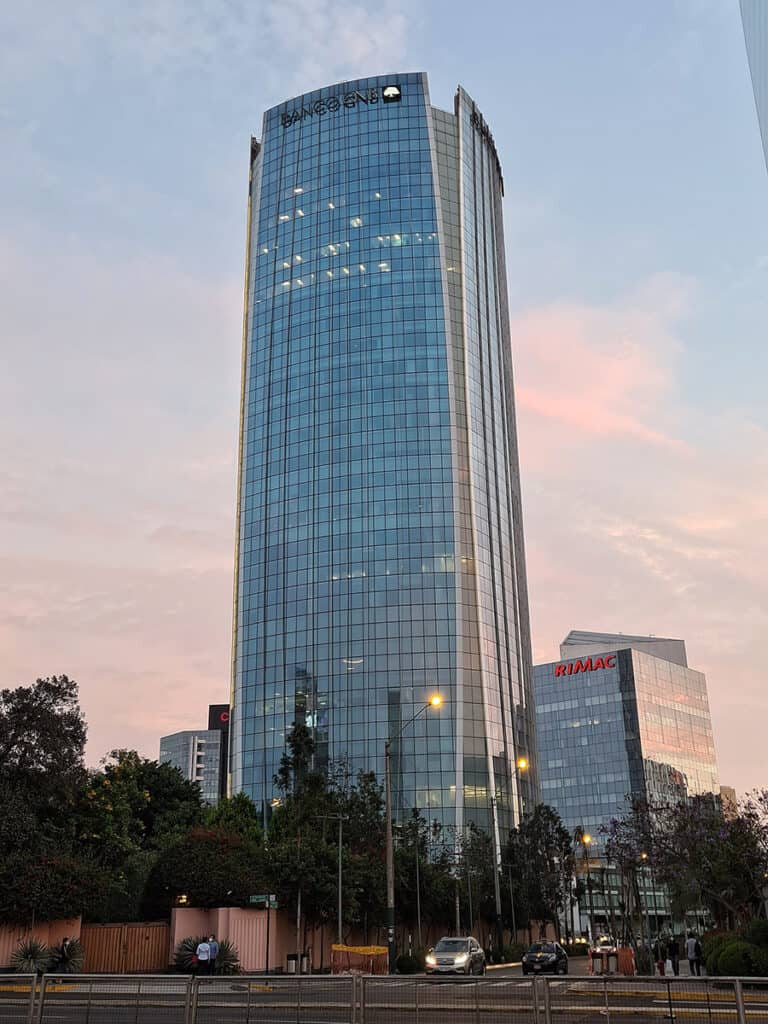 Tallest Buildings In Peru: Exploring 10 Most Iconic Structures