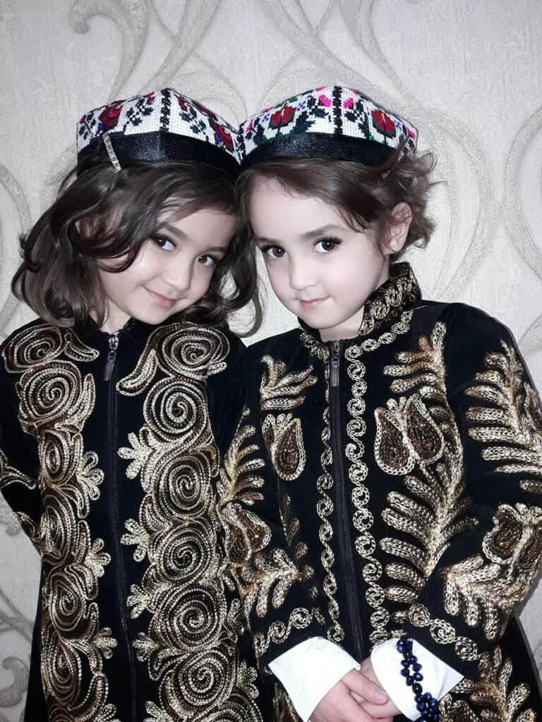 Traditional Uzbek Clothing: Exploring 3 Iconic Pieces
