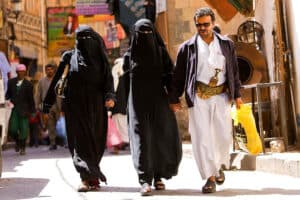 Traditional Yemeni Clothing: Insights, Customs, Cultural Impacts