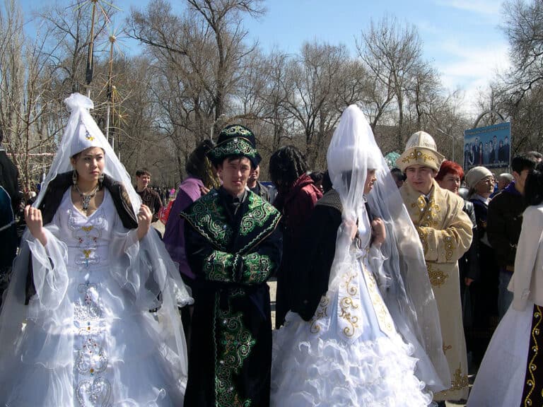 Traditional Kazakh Clothing: 5 Insights and Customs