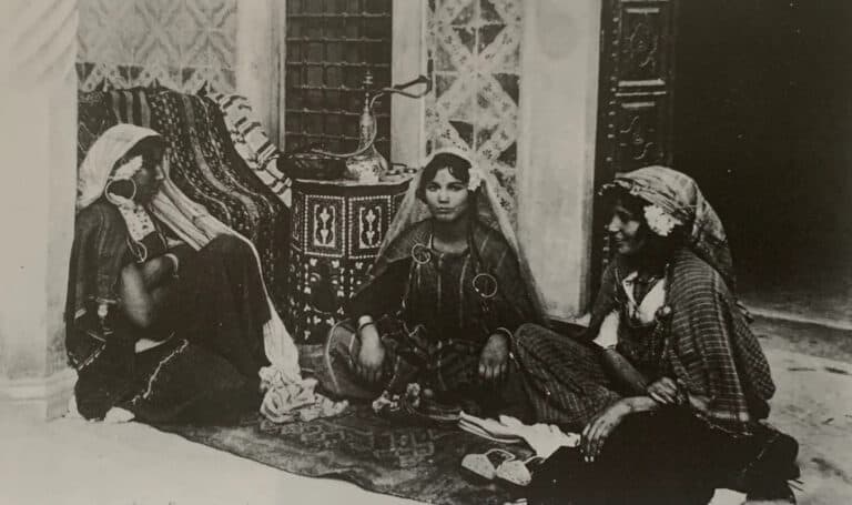 Algerian Fashion: 11 Must-Know Secrets For Style Lovers