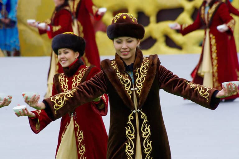 Traditional Kazakh Clothing: 5 Insights and Customs