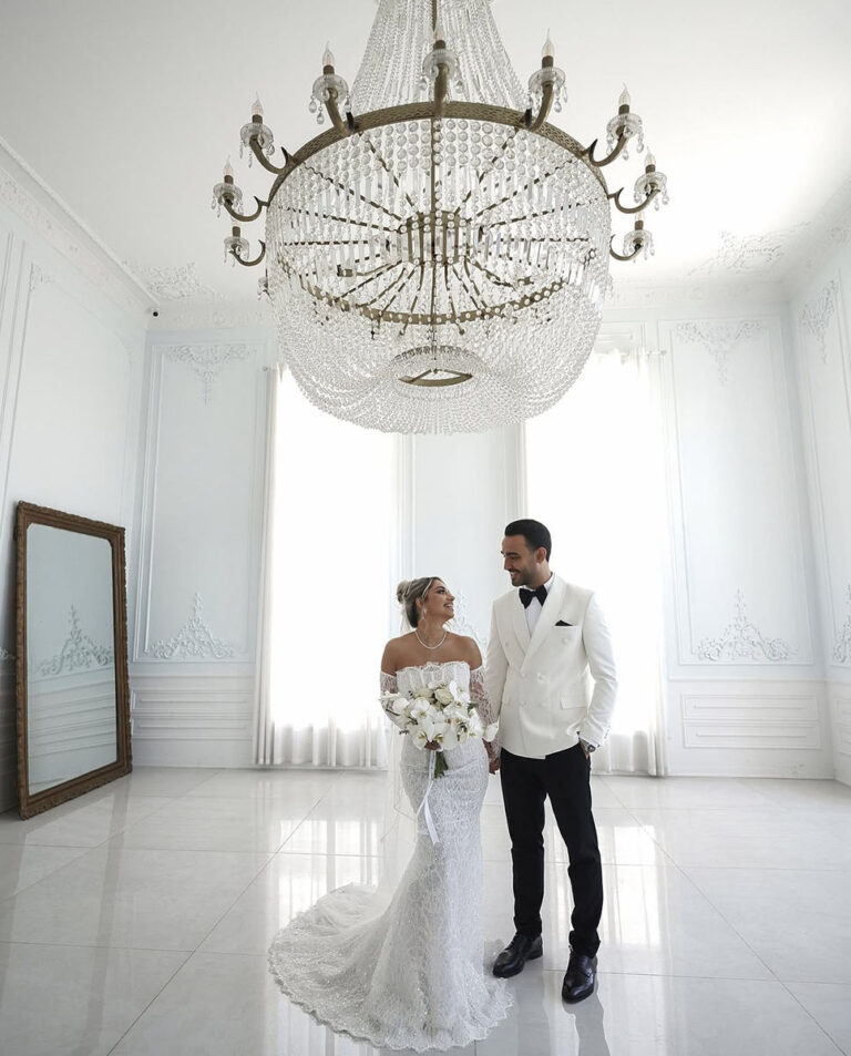 Traditional Persian Wedding Dress: 6 Key Insights To Its History And Roots