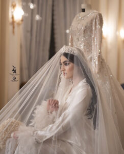 Traditional Persian Wedding Dress: 6 Key Insights To Its History And Roots