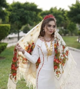 Traditional Persian Wedding Dress: 6 Key Insights To Its History And Roots