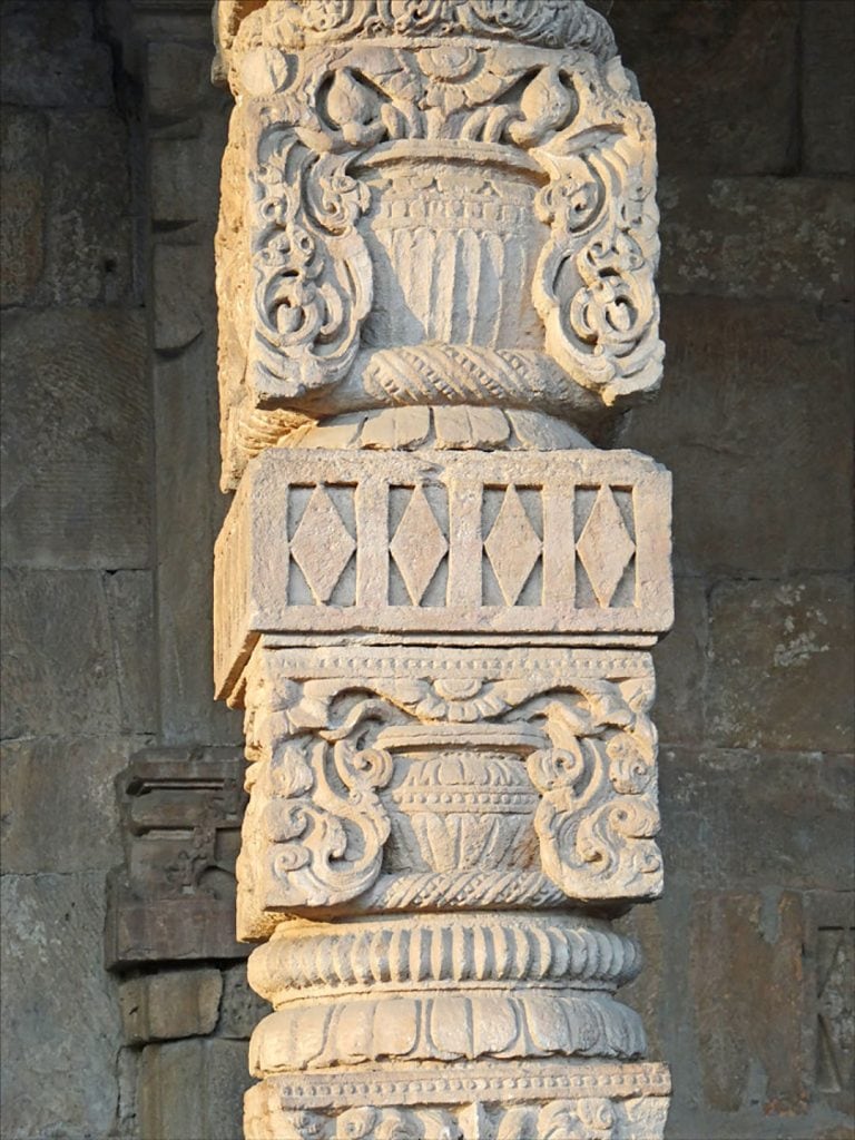 Famous Indian Sculptures: 8 Dominant Ones