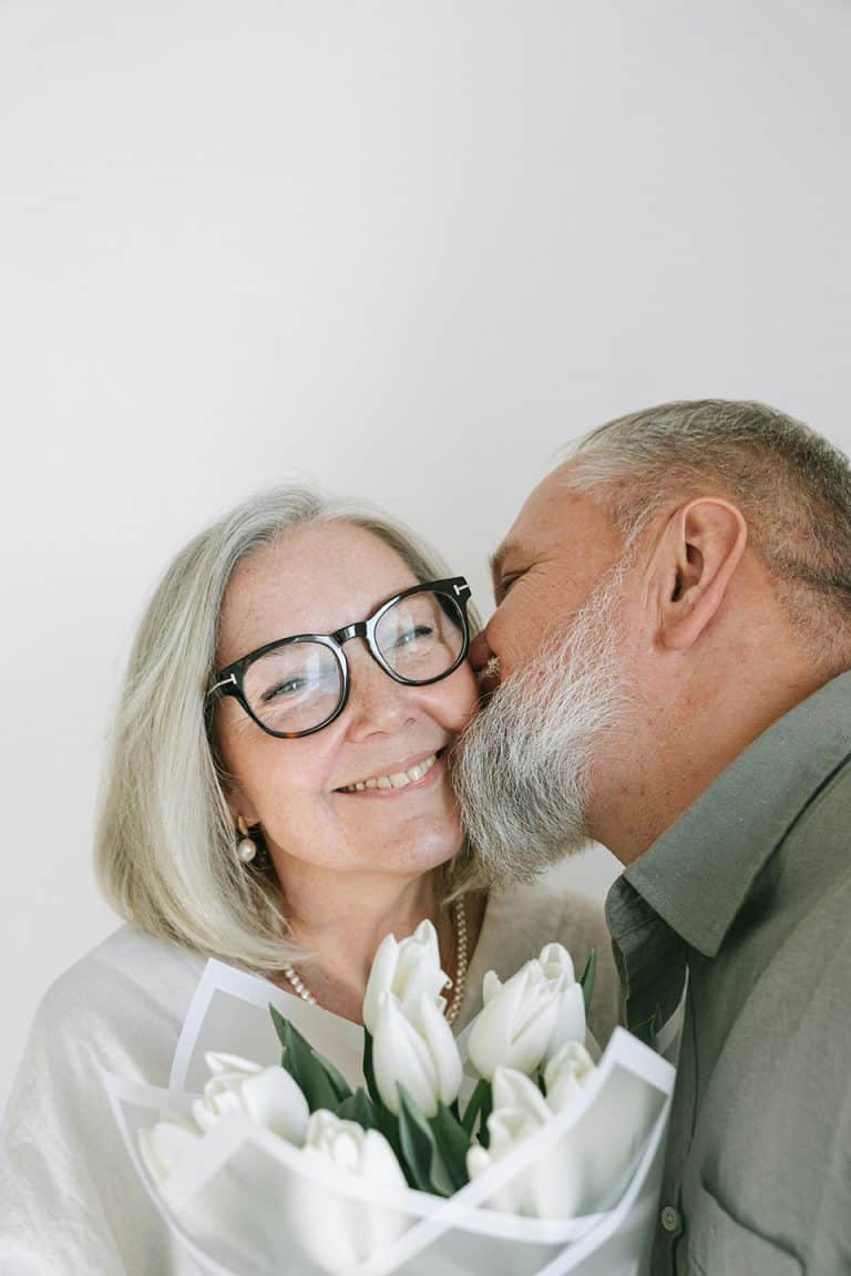 The Italian Kiss: 5 Tempting Touches Of Affection