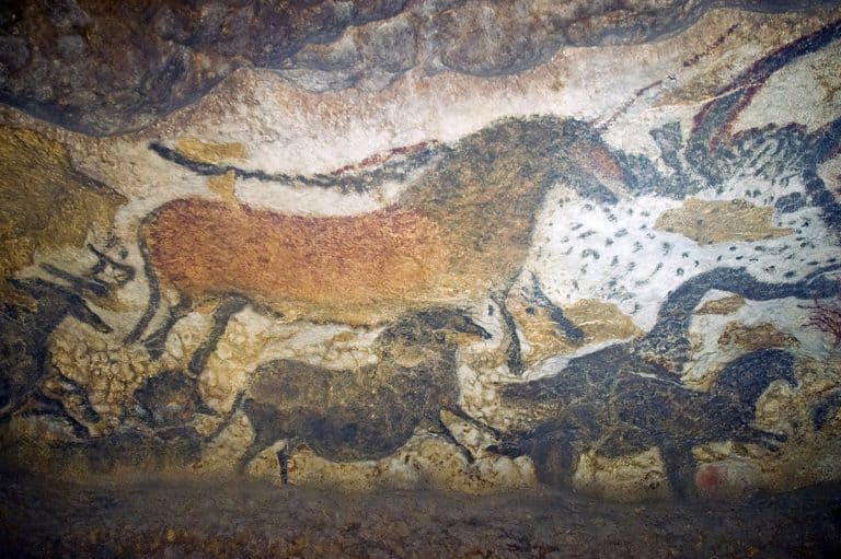 Famous Art Of France: 9 Timeless Movements And Masterpieces