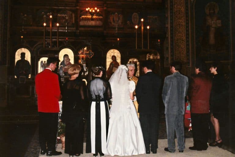 Romanian Wedding Traditions: 6 Memorable Customs