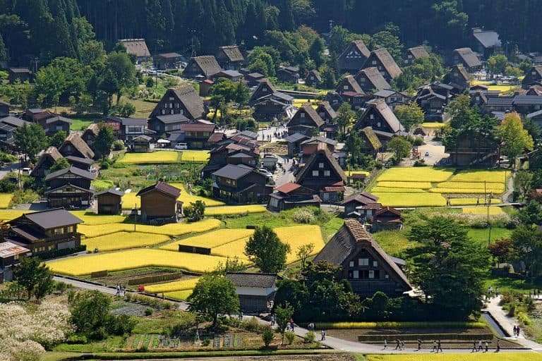 Japanese Landmarks: 18 Must-See Icons